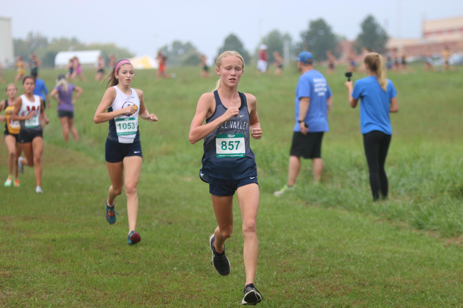 Cross country takes fourth and eighth at KC Classic – Mill Valley News